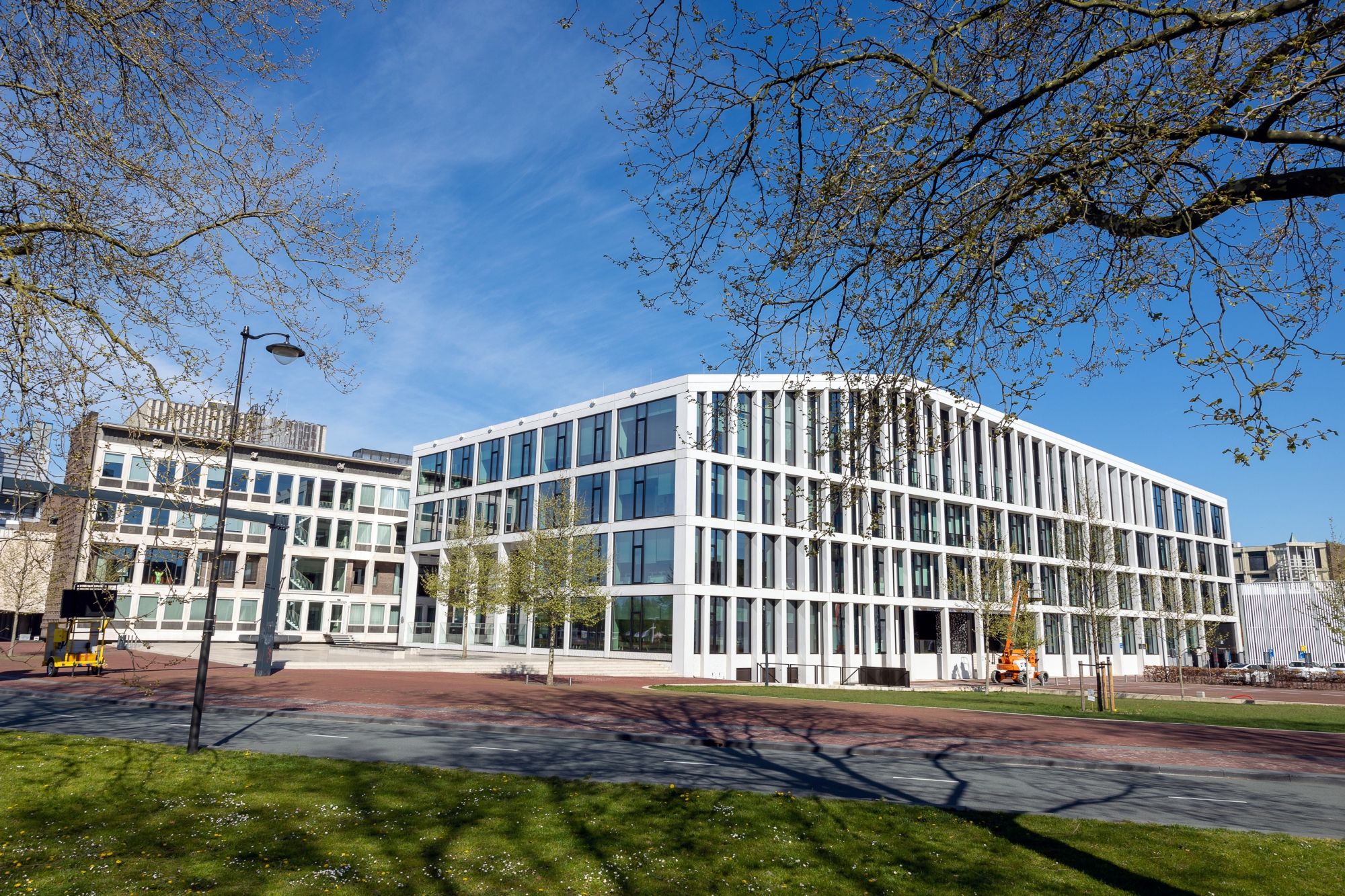Instorten deel van de brug Lochem